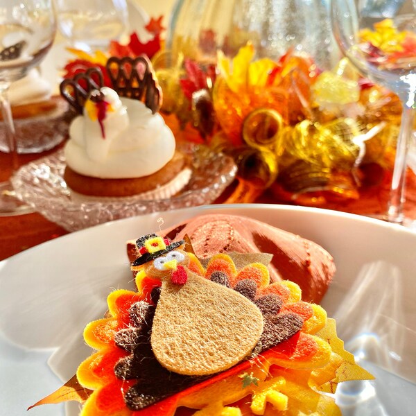 Thanksgiving Party & Function Decor; Turkey Napkin Rings With Fall ...