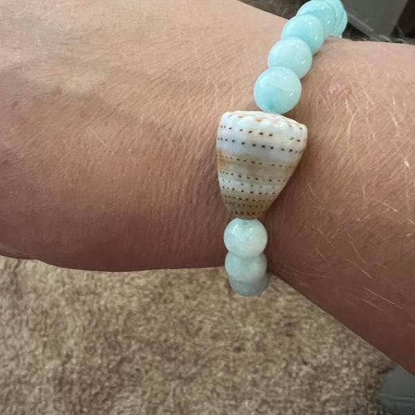 Hawaiian Genuine Hebrew Cone Shell and Jade Gemstone Adjustable ...