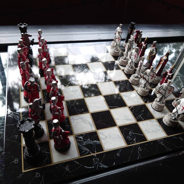 Knights Templar Chess Set, Crusaders Themed Hand Painted Figures ...