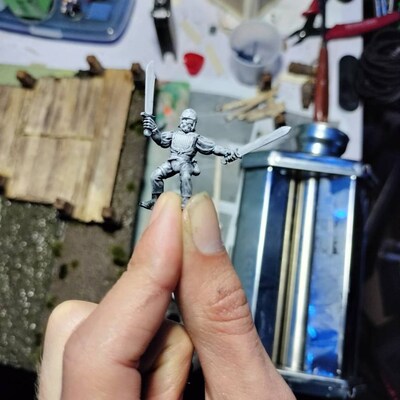 20 MRT Parade Caps Heads Set 003 - Etsy