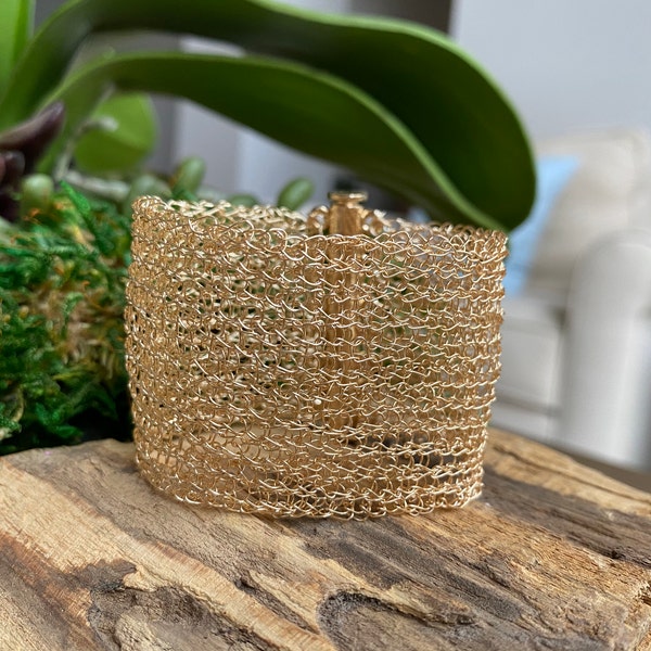 Yoolaknitter - Wire Crochet Knitter With Automatic Release - ISK ...