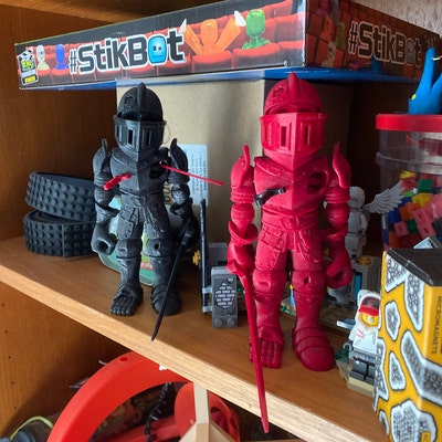 3D Printed Robot With Controller Holder and Game Card Storage ...