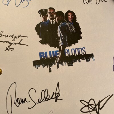 Pretty Little Liars TV Script Signed Autographed Ashley - Etsy