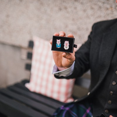 Simpsons Wedding Cuff Links Pig Bride and Groom Enamel Lisa's Wedding ...