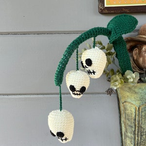 Crochet PATTERN Halloween Flower in a Pot, Amigurumi Creepy Plant ...