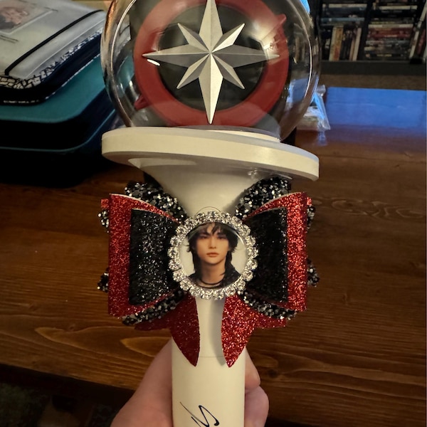 STRAY KIDS SKZOO Bang Chan, Lee Know, Changbin, Hyunjin, Han, Felix ...