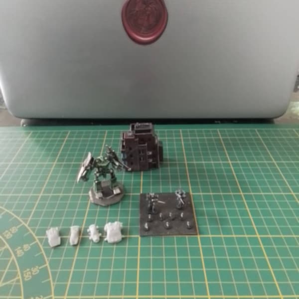 Medium Pyramid - Ideal for Dungeons and Dragons and Other Tabletop Rpgs ...