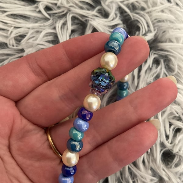 SUPER SPECIAL RASPBERRIES Glass Beads, 11mm Faery Raspberries Limited ...