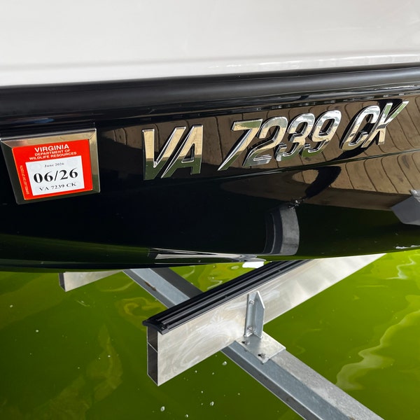 Wake Series Domed Boat Lettering White Center / Chrome Outline Raised ...