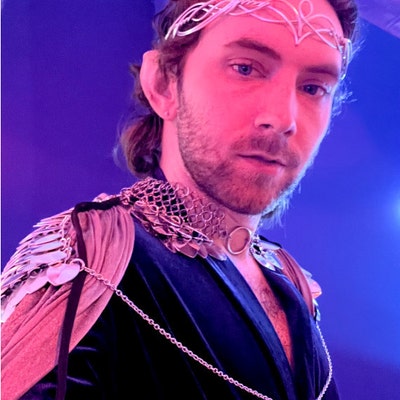 Silver Scalemail Chainmail Harness Shoulder Pauldrons Shroud Necklace ...