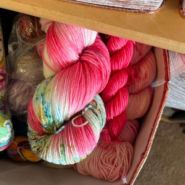 Toe Beans, Sock Club, 85/15 Superwash Merino/nylon Blend, 480 Meters ...