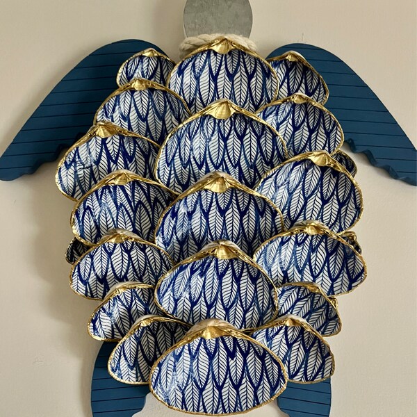 Clam Shell Wreath~navy Floral - Etsy