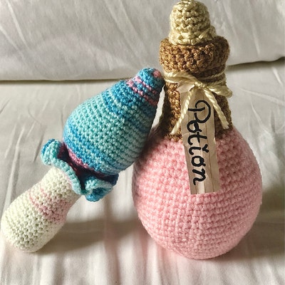 Potion Bottle Crochet Patterns Crochet Dice Bag Pattern Magic Potion ...