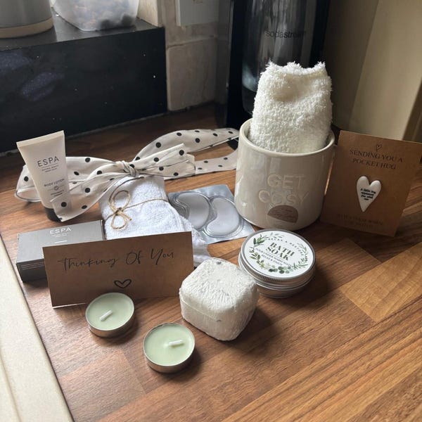 Bride-to-be Spa Gift Set - Sage Green Luxury Goodies for Relaxation ...