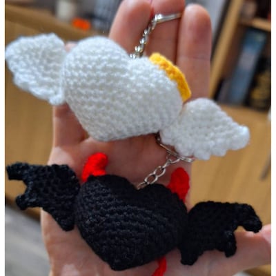 Keychains Devil&angel With Wings Crochet Heart Keychain Pattern ...