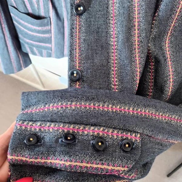 Mocha Brown 4 Holes Buttons, Wood Texture Design, Plastic, 15mm, 20mm ...