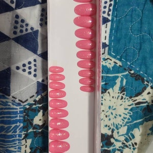 Set of 20 Handpainted Rose Red Matte Nails CHOOSE YOUR | Etsy