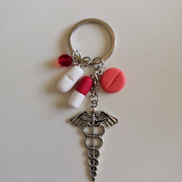 Anatomical Heart Pill and Stethoscope Keychain - Etsy