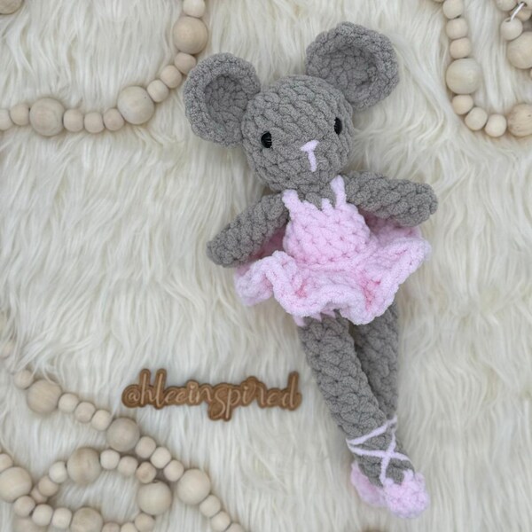 Brie Mouse + Mermaid Tail Mod CROCHET PATTERN (fable Collection) - Etsy