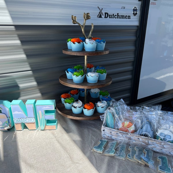 10 Metallic Gold Cupcake Wrappers, Gold Cupcake Liners, Gold Foil ...