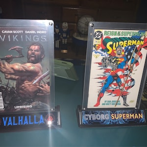 Clear Acrylic Easel Cases Slabs Magazines Comics - Etsy
