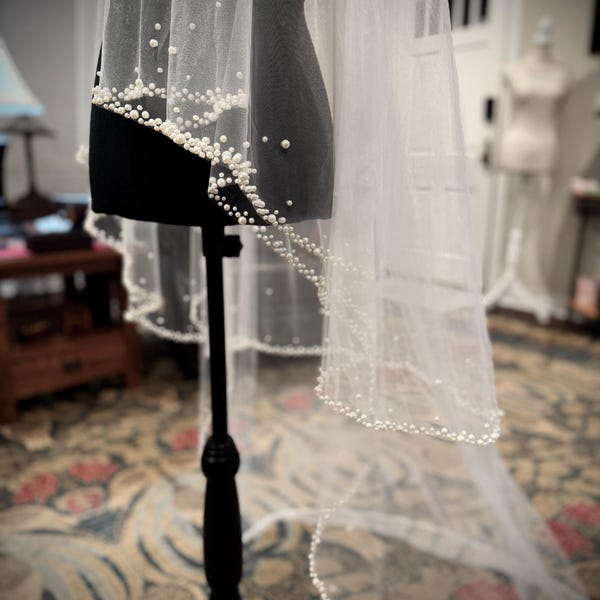 Two Tier 3d Floral Veil With Pearls Handmade Wedding Veil Bridal Veil ...