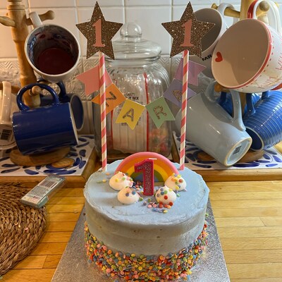 Car Transport Cake Topper, Car, Traffic Lights, Speed Sign Bunting Cake ...