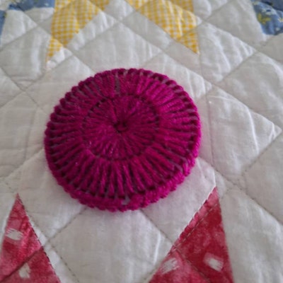 Round Plastic Canvas With Raised Center, 3, 60 Pcs Bulk Packaging - Etsy