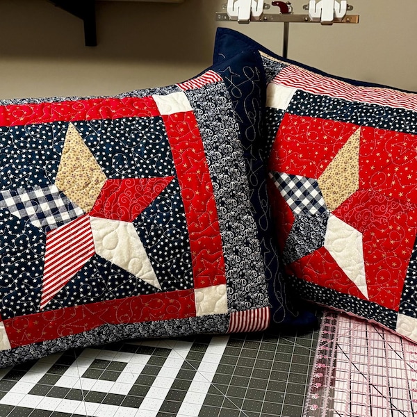 Digital Pattern: Barn Rose Quilt Block Pattern - Etsy