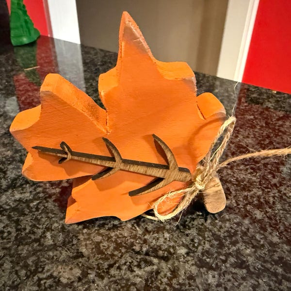 Wood Fall Leaves Rustic Maple Leaf Thanksgiving Decor Orange Gold Green ...