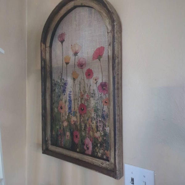 Flower Art in Arched Wood Frame | Farmhouse Botanical Wall Decor ...