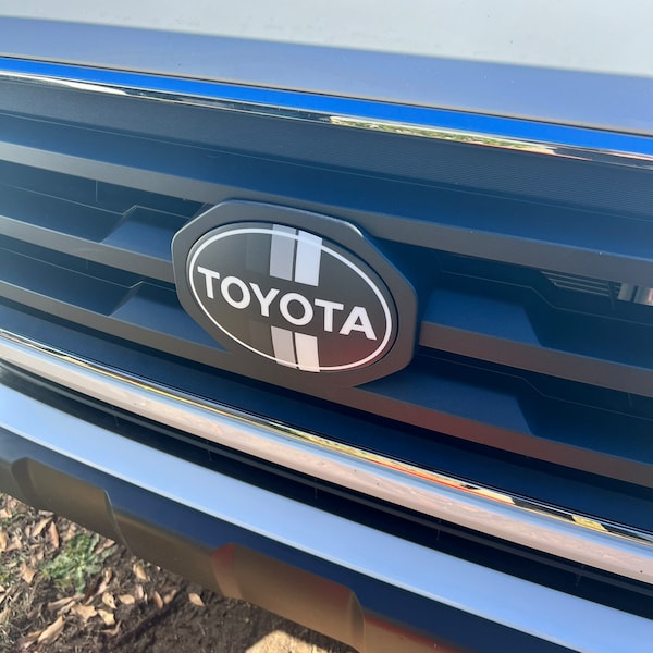 2018-2023 Toyota Tacoma Grey-striped Vintage Front Emblem Vinyl Overlay ...