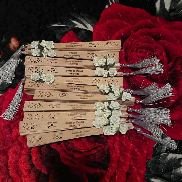 Personalized Natural Wooden Fan Gifts , Hand Fan for Wedding Gift ...