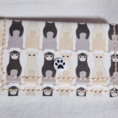 Earbud Holder SVG Headphone Holder Template Cord Organizer SVG Phone ...