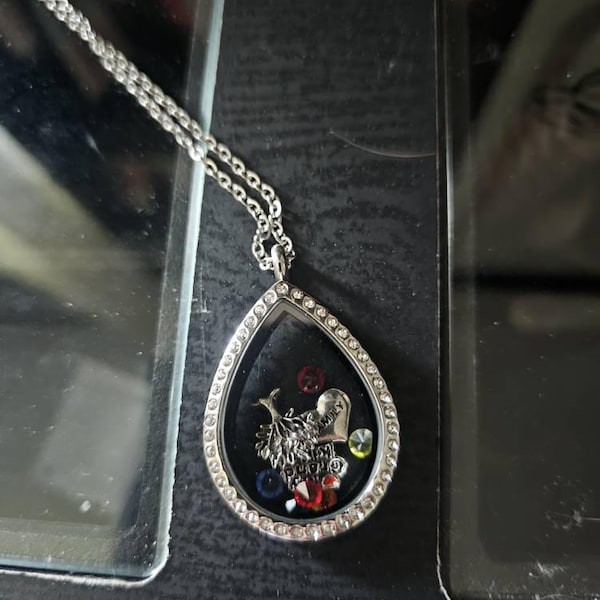 Graduation Floating Charm Locket Necklace, Class of 2025 Necklace ...