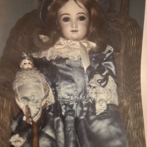 Beautiful F&G Reproduction Artist Doll in Rich Velvet Regency Masqurade ...