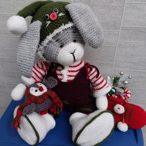 Crochet Pattern of Christmas Dwarf Rabbit Outfits With Little - Etsy