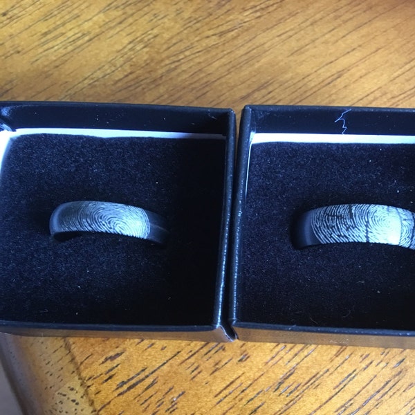 Couples Custom Engraved Black Tungsten Fingerprint Rings His and Hers Matching Promise Ring Set ...