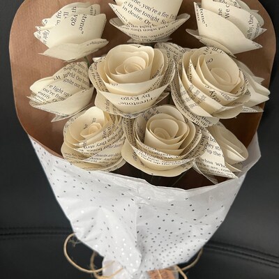 Book Page Flowers, Book Flowers, Paper Roses, Paper Flowers, Book Lover ...