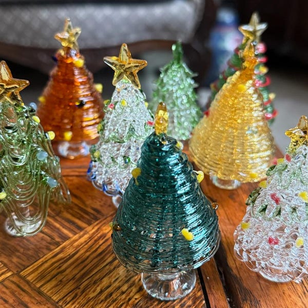 Handmade Christmas Tree Statue, Green Glass Tree Decoration, Christmas ...