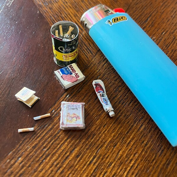Miniature Band-aid Tin 1:12 Scale - Etsy