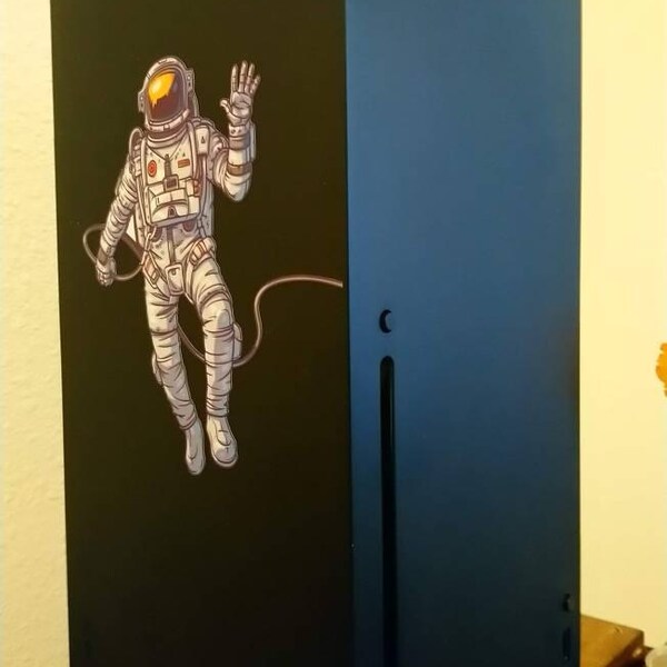 Astronaut Laptop Decal | Space Man Sticker FREE SHIPPING Astronaut ...