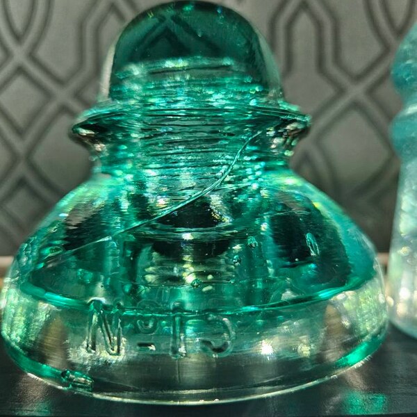 Pyrex Glass Insulator, Straw Color Pyrex Glass Insulator - Collectible ...
