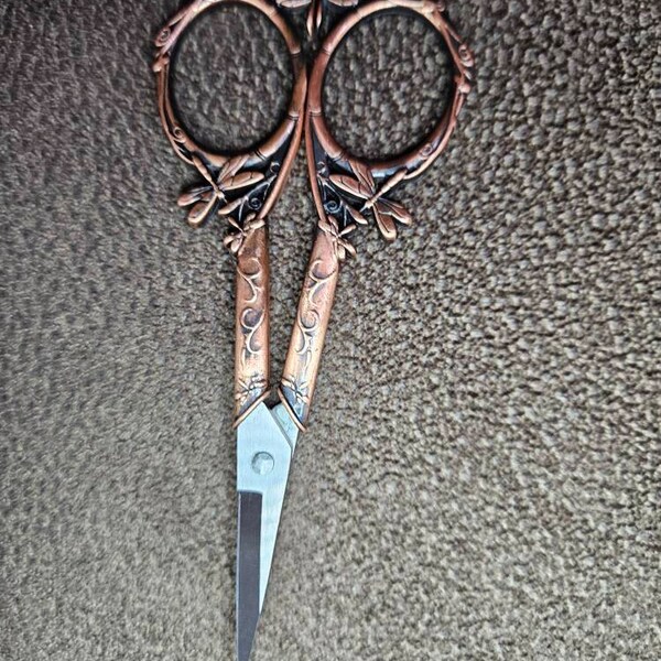 Leafy Capelet Knitting Pattern Trailing Ivy Knitting Pattern PDF ...