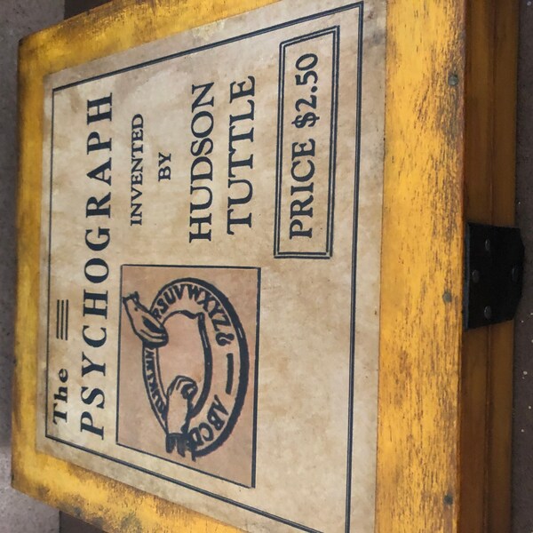 Eusapia Paladin Box - Etsy