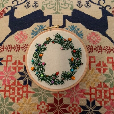 Green Beaded Wreath Embroidery Kit Christmas Kit - Etsy UK