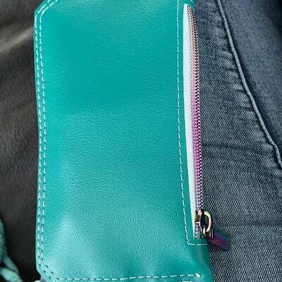 Character Wallet/ Minimalist Wallet/ Bifold Wallet/ Pocket - Etsy