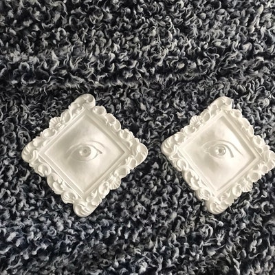 Decorative Eye Sculpture Art / Pastel Goth Weird Stuff / Lovers Eye ...