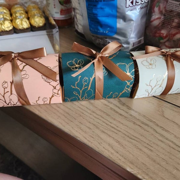 Ferrero Rocher Wedding Favor Boxes With Ribbon, Wedding Candy Boxes ...