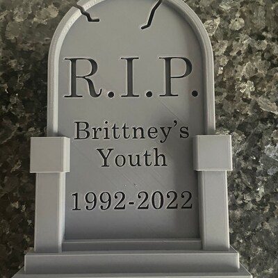 Custom Tombstone Table Décor RIP 20s 30s Birthday Cake Topper ...